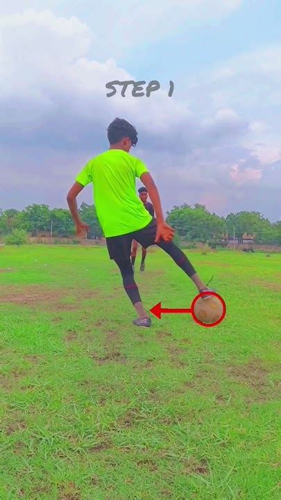 Football Easy Skill Tutorial Video 😱😱⚽⚽ Footballskils Video