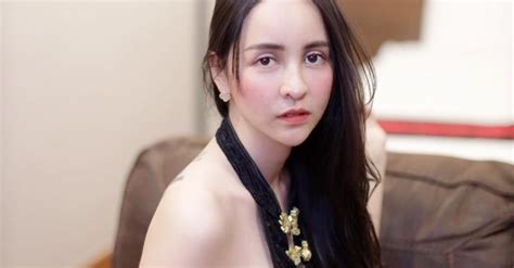 รวมรูปภาพของ เอาละโว้ย จ๊ะโอ๋ งามพริ้ง เคลื่อนไหวแล้ว นั่งโต๊ะแถลง
