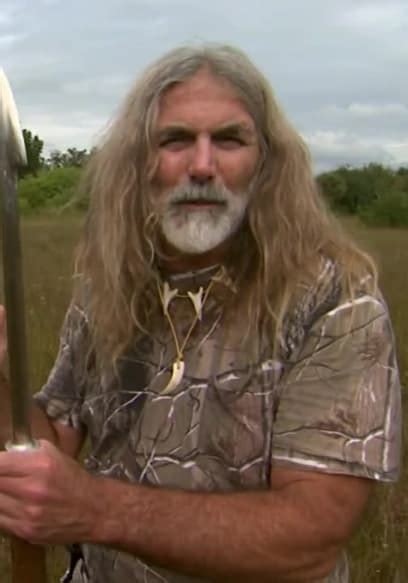 Watch Savage Wild S02e01 Python Invasion Free Tv Shows Tubi