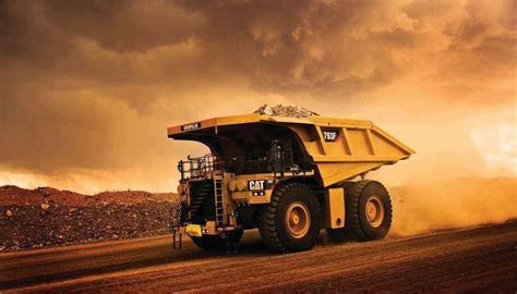 Caterpillar Earnings Beat Estimates Shares Hit Five Year High Miningcom