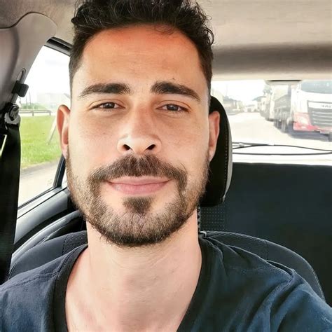 Leonardo Morelli Leonardomorellii • Threads Say More
