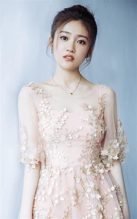 汤梦佳甜美迷人笑容暖人心薄纱仙气裙唯美惹人羡 搜狐大视野 搜狐新闻