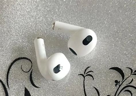被“吹上天”的华强北耳机，能否媲美airpods？ 新闻动态 上海馨祁电子科技有限公司