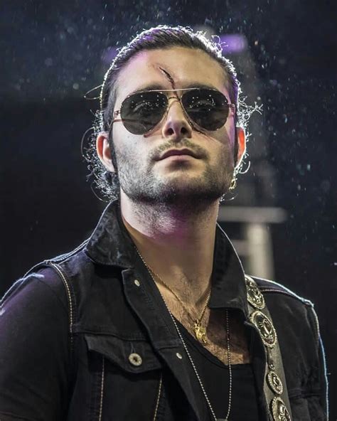 Magoyond Stage Makeup Model Vitto