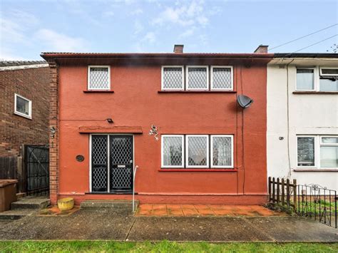 3 Bed End Terrace House For Sale In Sycamore Road Strood Rochester