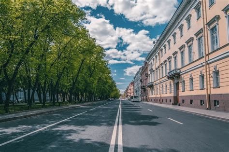 Premium Photo | An empty city without people. street of the historical ...