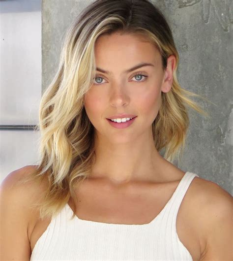 Julia Scherek R Prettygirls