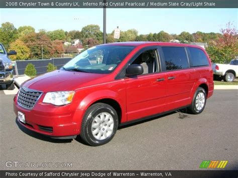Inferno Red Crystal Pearlcoat 2008 Chrysler Town Country LX