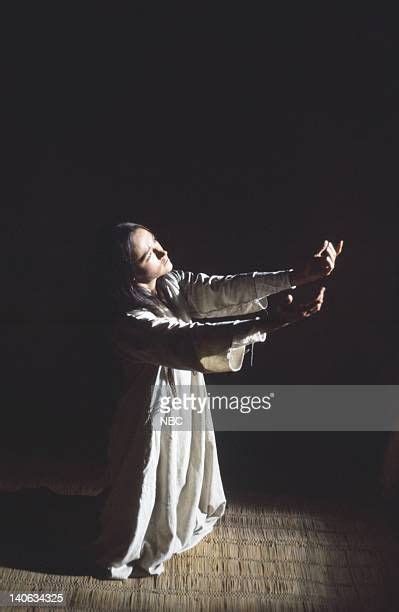 36 Olivia Hussey As Mary Photos And High Res Pictures Olivia Hussey