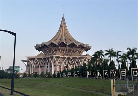 Sarawak Sasar 4 Juta Pelancong Tahun Depan