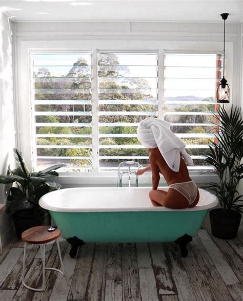 Bathtub Photography Bouidor Photography Boudior Poses Budoir