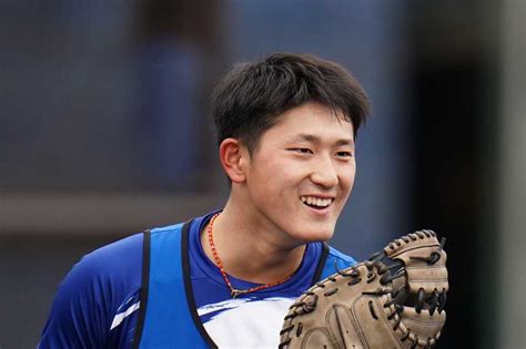 Denaのd1位・松尾汐恩、三浦大輔監督からの訓示を〝即〟赤バットで体現！！（12ページ） サンスポ