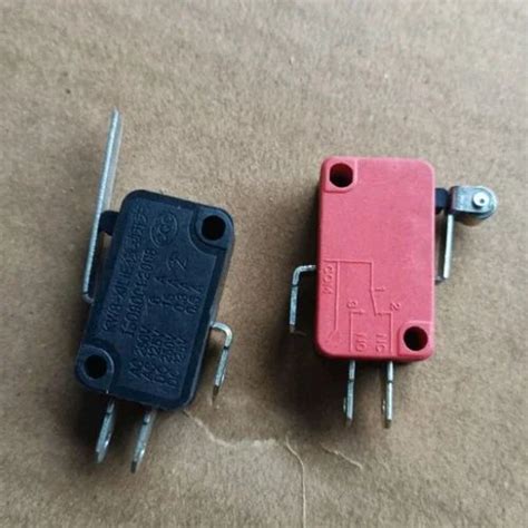 Red Limit Switches Set At Rs 1430piece Dust Proof Limit Switch In