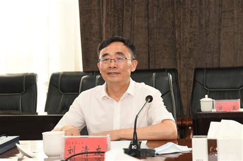 成都理工大学校长刘清友一行来我校访问交流 新疆大学校友会教育基金会
