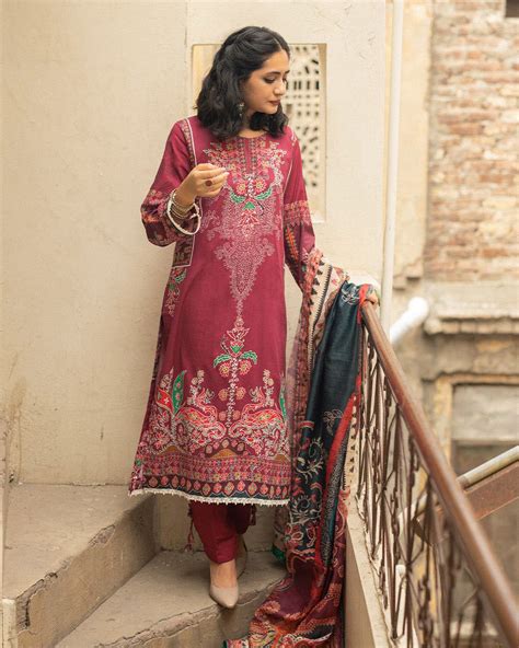 Noorangi Masakali Unstitched Printed Cambric 3Pc Suit Mahtaab