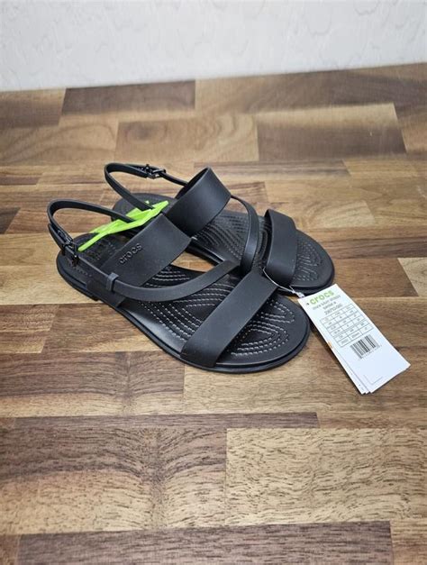 Крокс сандалі жіночі тулум чорні повністю crocs tulum strappy sandal ...