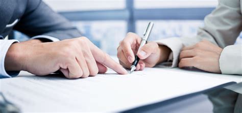 La Letra Pequeña En Contratos De Seguros Mitos Y Realidades