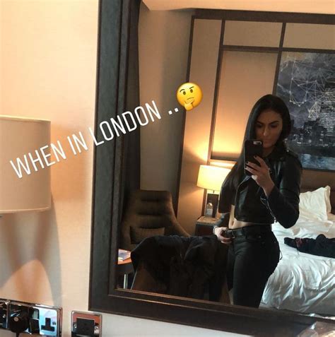 Sonya Deville Sonya Mirror Selfie London