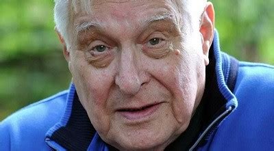 Живой ли Олег Басилашвили или умер? Что случилось на самом деле