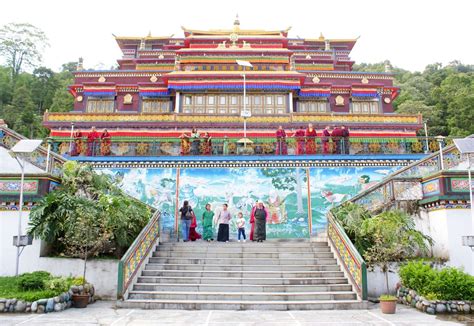 Viaje de ida y vuelta a Sikkim Darjeeling Bután 14 días ViajeIndia