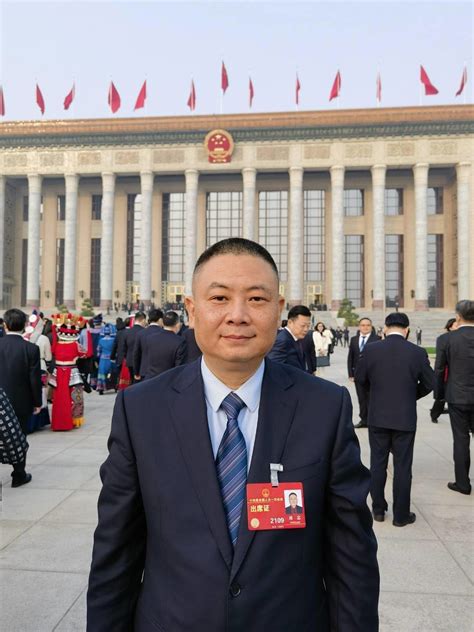 全国人大代表刘忠：新型工业化需要更精更专的技术人才丨代表委员在这里四川在线