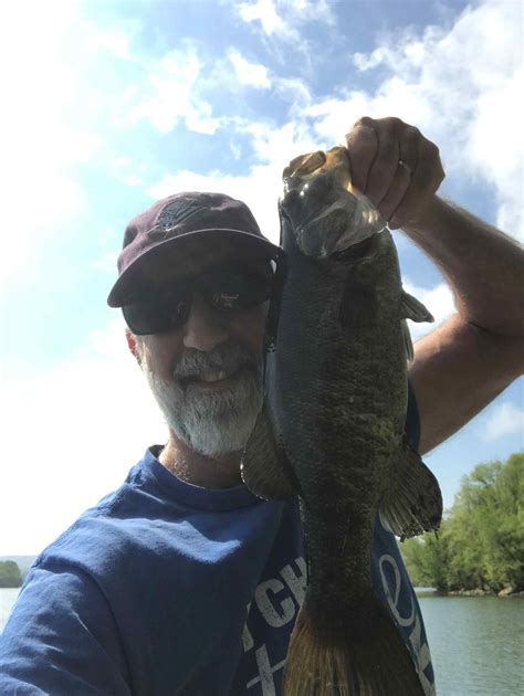 Epic Day On The Tennessee Smallmouth Bass Fishing Bass Fishing