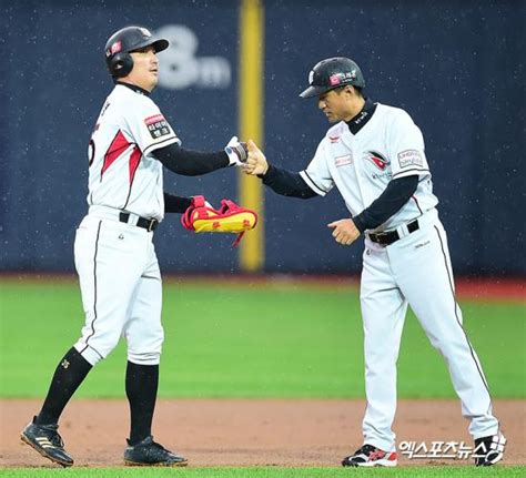 이진영 결승타 Kt 한화 상대 후반기 첫 위닝시리즈