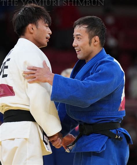 読売新聞写真部 On Twitter 東京五輪 柔道 男子60キロ級 決勝で台湾の 楊勇緯 を破り、日本勢初の 金メダル を獲得し