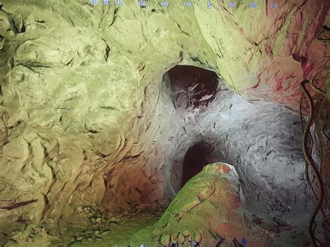 Im Stuck In A Cave R Playrust