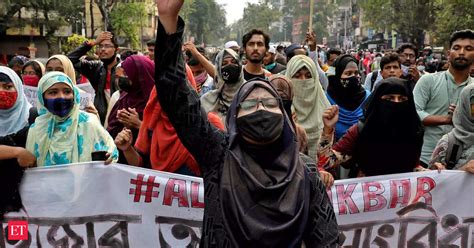 Karnataka Hijab Row Hijab Row Karnataka Hc Upholds Hijab Ban Rules