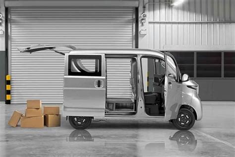 중국산 전기차 무시 못 하겠네극강 가성비로 무장한 전기 경형 밴