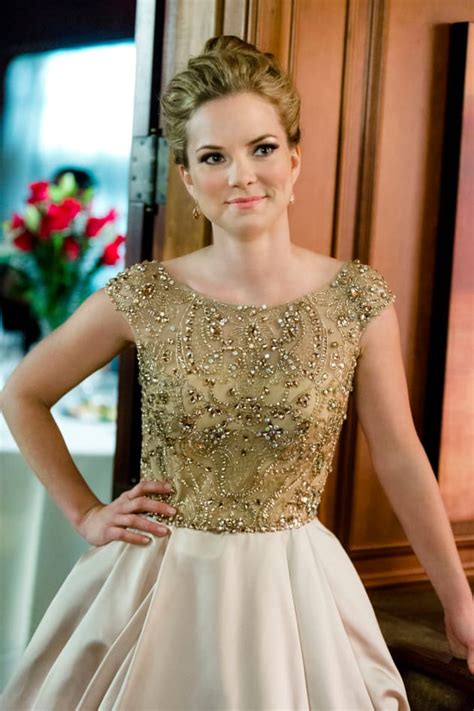 Cindy Busby Previews Her New Hallmark Movie Romance In The Air Tv