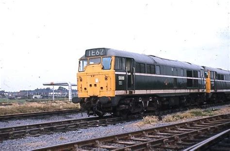 Original Colour Slide Of D5689 Br Class 31 Diesel Loco £250 Picclick Uk
