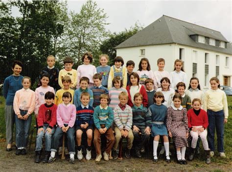 Photo De Classe Cm1 De 1986 Ecole Sainte Marie Copains Davant
