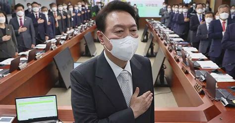 윤석열 정부 첫 국무회의손실 보상은 국가의 의무