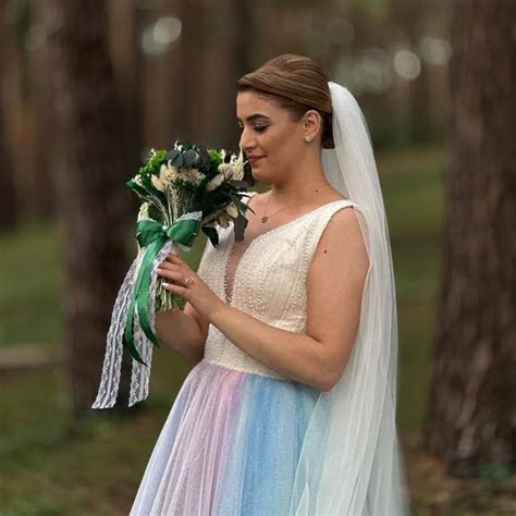 Claudia Urdea Claudia Urdea • Threads Say More