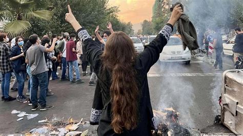 Iranians Use Social Media To Keep Protest Movement Alive