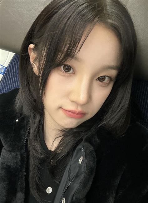 Yuqi Gi Dle Selca Korean Dreams Girls On Tumblr