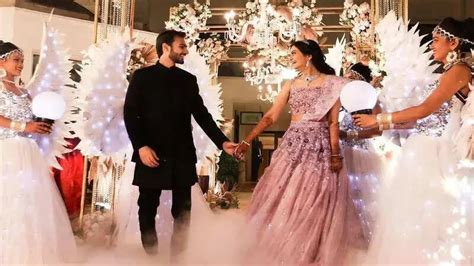 Swini Khara Cheeni Kum Actress Gets Engaged