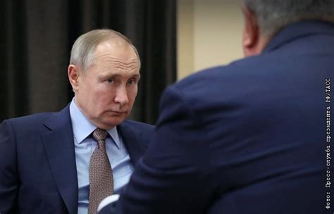 Путин в пятницу планирует встретиться с Сечиным