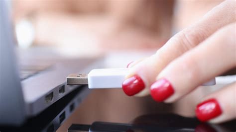 How To Solve Usb Drive Not Showing The Problem With 4ddig
