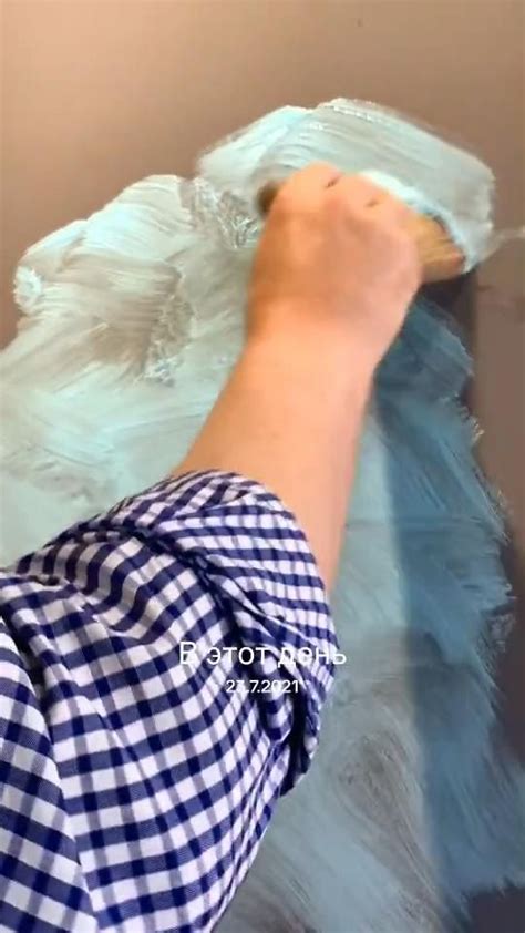 [Видео] «Декоративная краска с эффектом песка…Процесс 👨🏻‍🎨 Декор стен дома Отделка Краска
