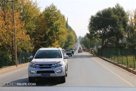 浩浩荡荡 昆仑峰会转场车队巡游循化县 搜狐汽车 搜狐网