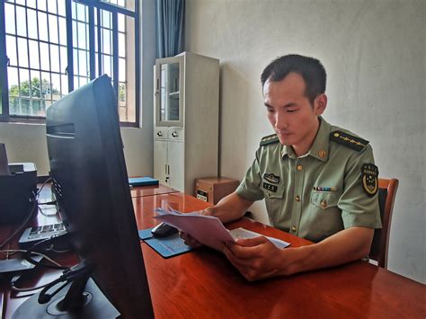 暖心！“武警邻居”紧急搭救八旬病危孤寡老人