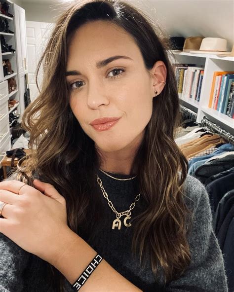 Image Of Odette Annable