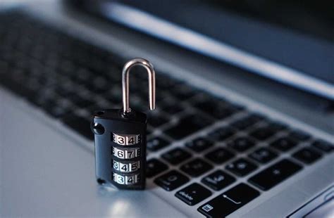Top 8 Advantages Of Using Open Source Software In Your Business Scribeage