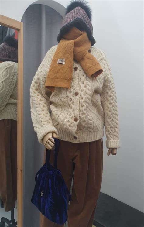 관저동 옷가게 50대 중년 여성 멋스러운 외출시 따뜻한 겨울 모자 머플러 활용하기 네이버 블로그