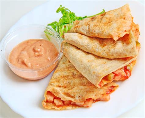 Кесадилья с курицей и сыром | Рецепты с фото на Fast-Food.Online ...