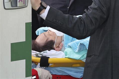South Korea South Korean Police Raid House Of Suspect Who Stabbed