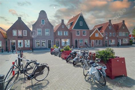 네덜란드 마을 볼렌담의 전통 가옥 사진 배경 및 무료 다운로드를위한 그림 Pngtree